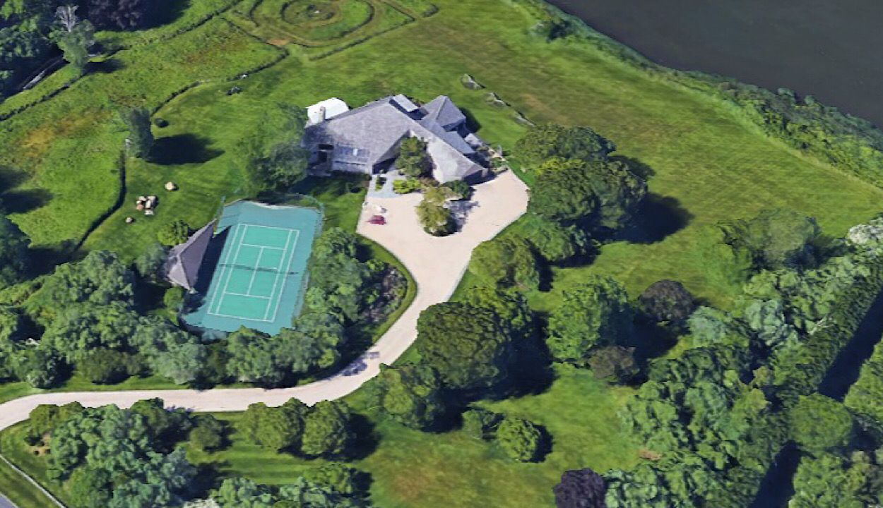 Alan Alda’s House [Explored] – Gearth Hacks